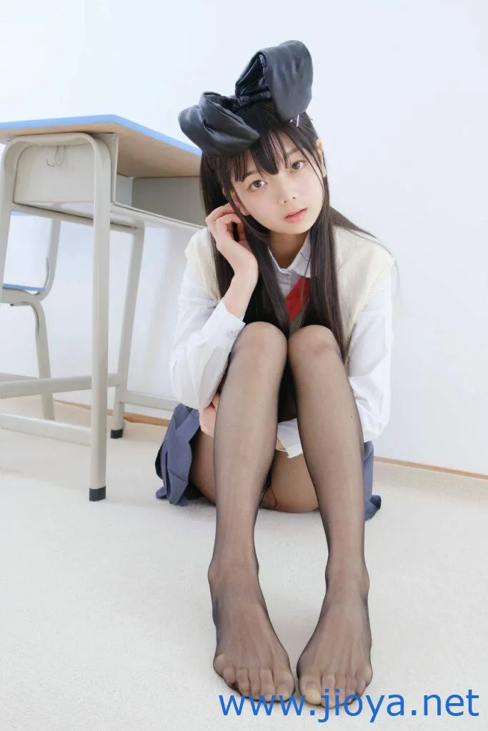 赤西夜夜 麻衣学姐 [87P+1V/3.06G] – jio呀