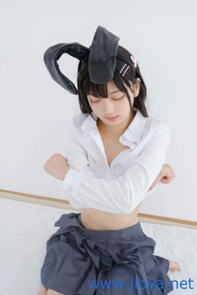 赤西夜夜 麻衣学姐 [87P+1V/3.06G] – jio呀